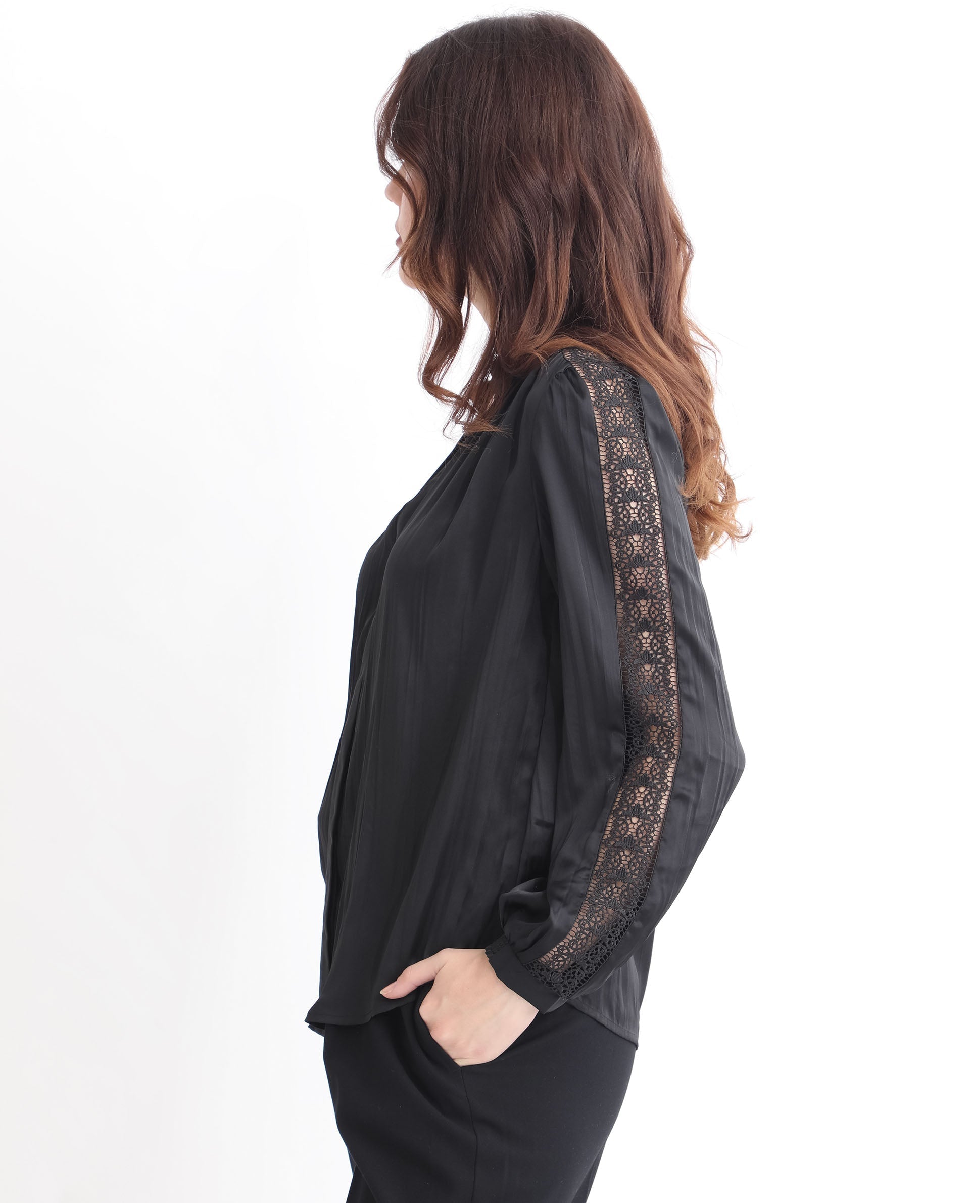 Buy Darte - Black Plain Regular Fit Top| Rareism